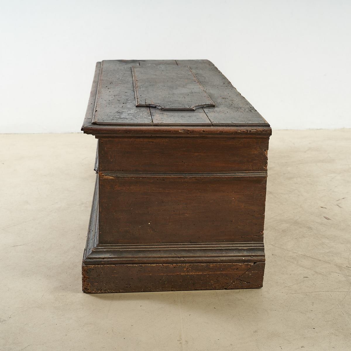 Walnut Chest in Original Patina, 1700s for sale at Pamono