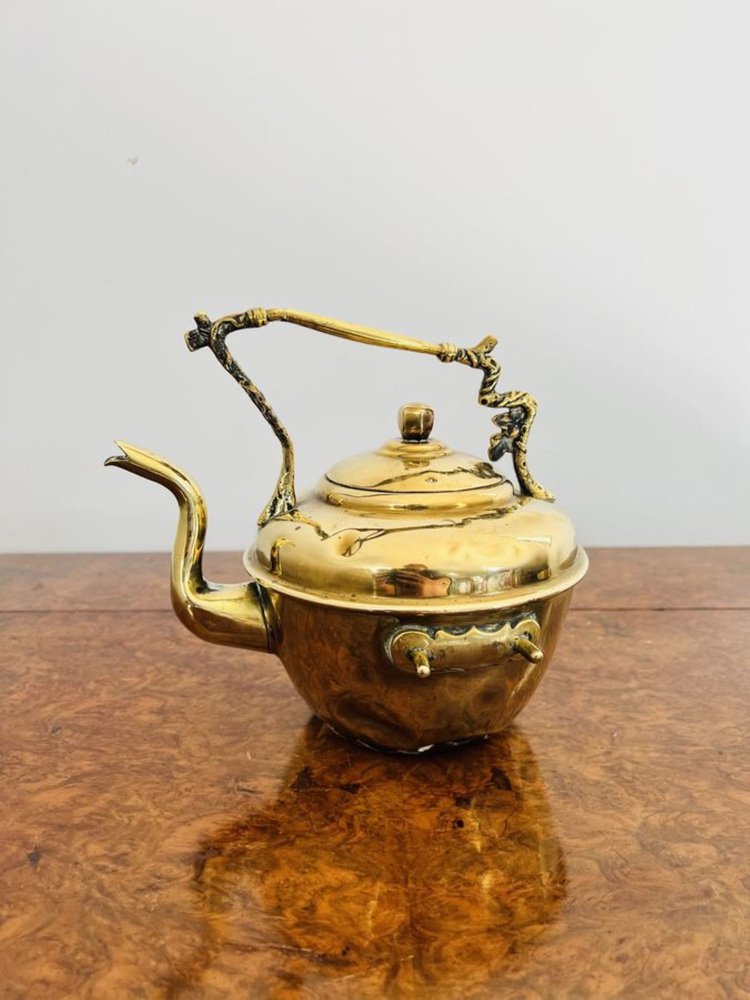 Antiker viktorianischer Messing Wasserkocher und Stand, 1880, 2er Set ...