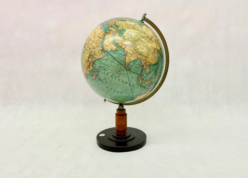Art Deco Mangs New World Globe, 1936 for sale at Pamono