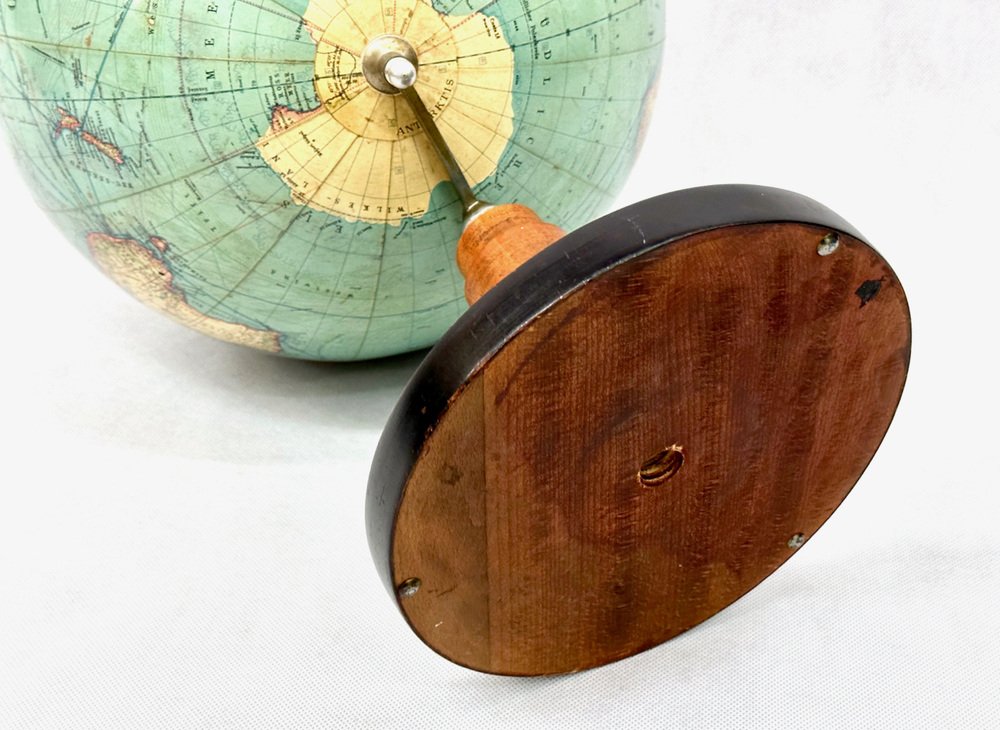 Art Deco Mangs New World Globe, 1936 for sale at Pamono