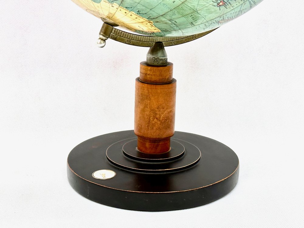 Art Deco Mangs New World Globe, 1936 for sale at Pamono