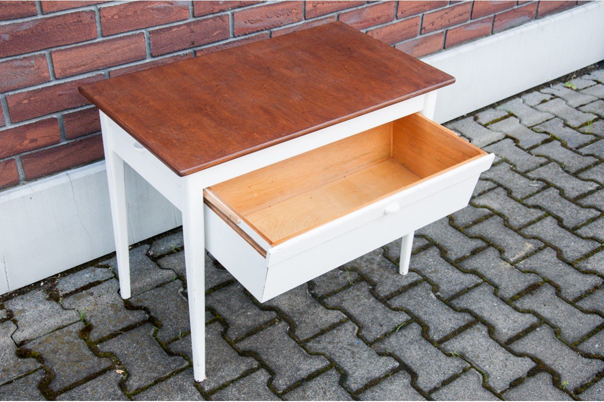 Scandinavian Side Table, 1930s for sale at Pamono