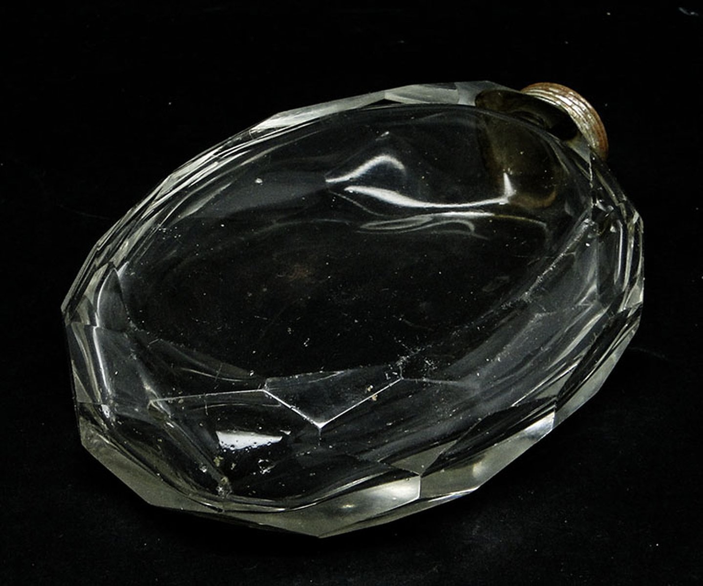 Art Deco Crystal Flask, France, 1930s for sale at Pamono
