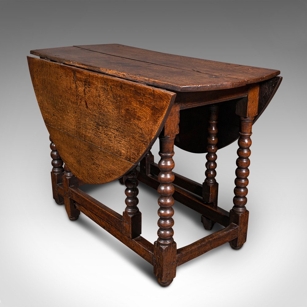 Antique English Provincial Oak Gate Leg Table for sale at Pamono