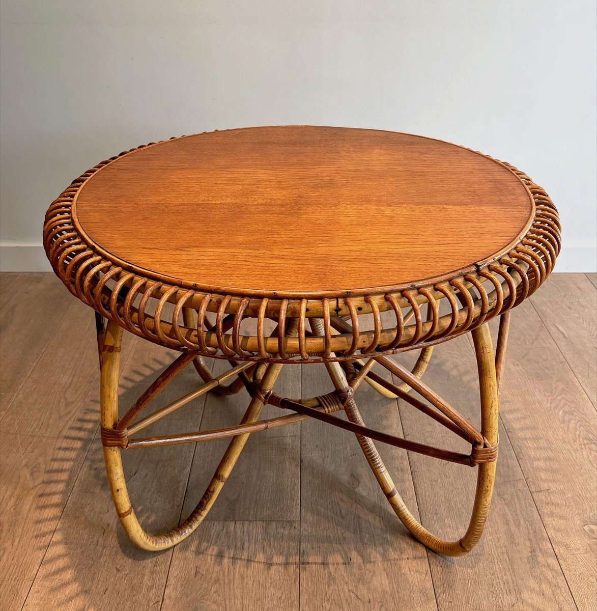 Rattan Round Coffee Table in the style of Franco Albini, 1950s for sale ...