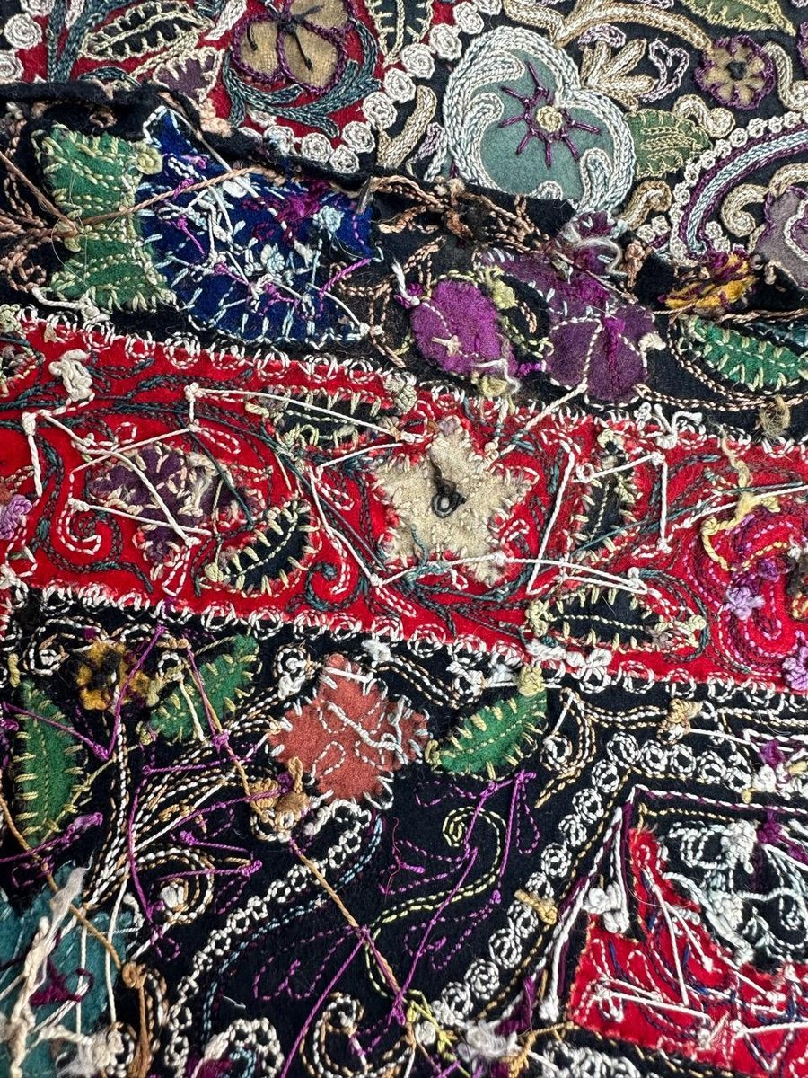 Antique Rashti Douzi Embroidery, 1890s for sale at Pamono