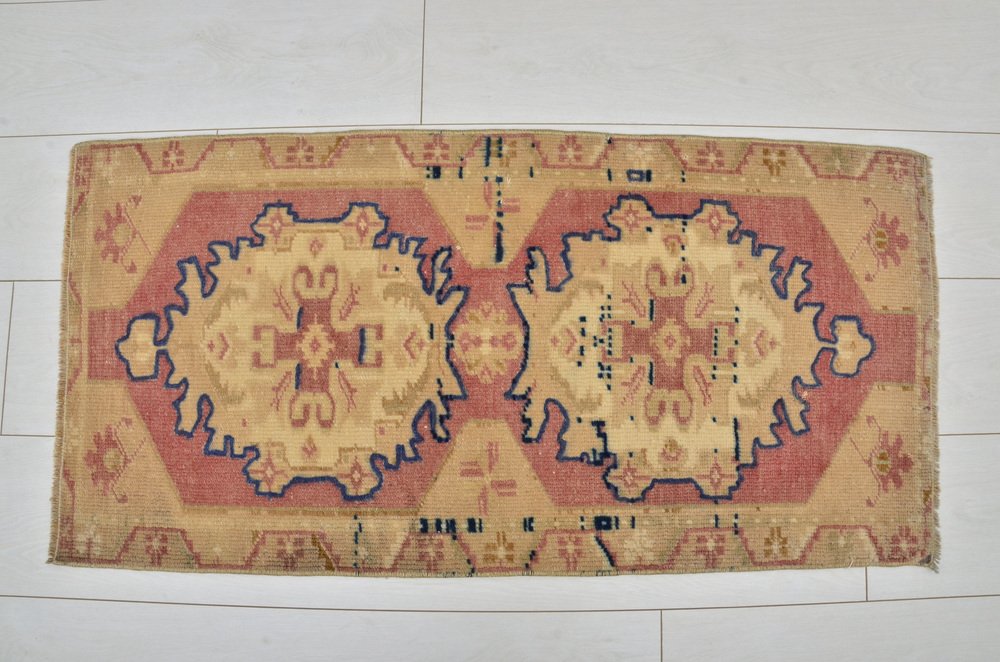 Small Vintage Rug, 1960s for sale at Pamono