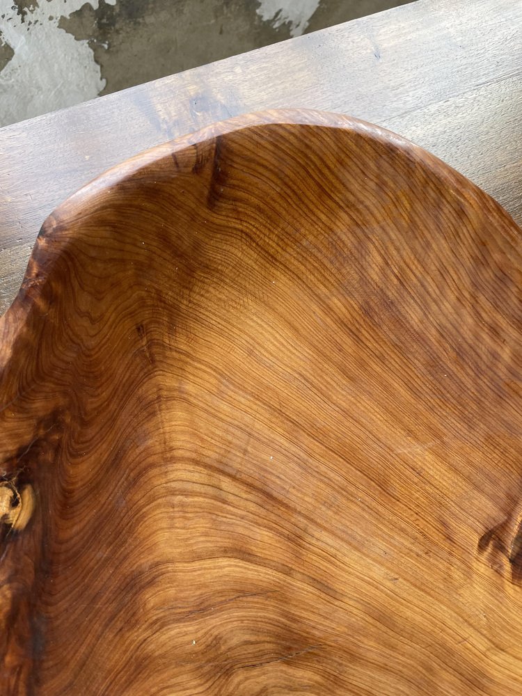 Cedar Root Wooden Flat Dish, 1950s for sale at Pamono