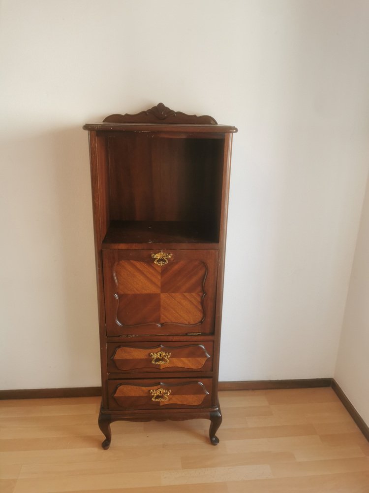 Small Queen Anne Cabinet, 1950s for sale at Pamono