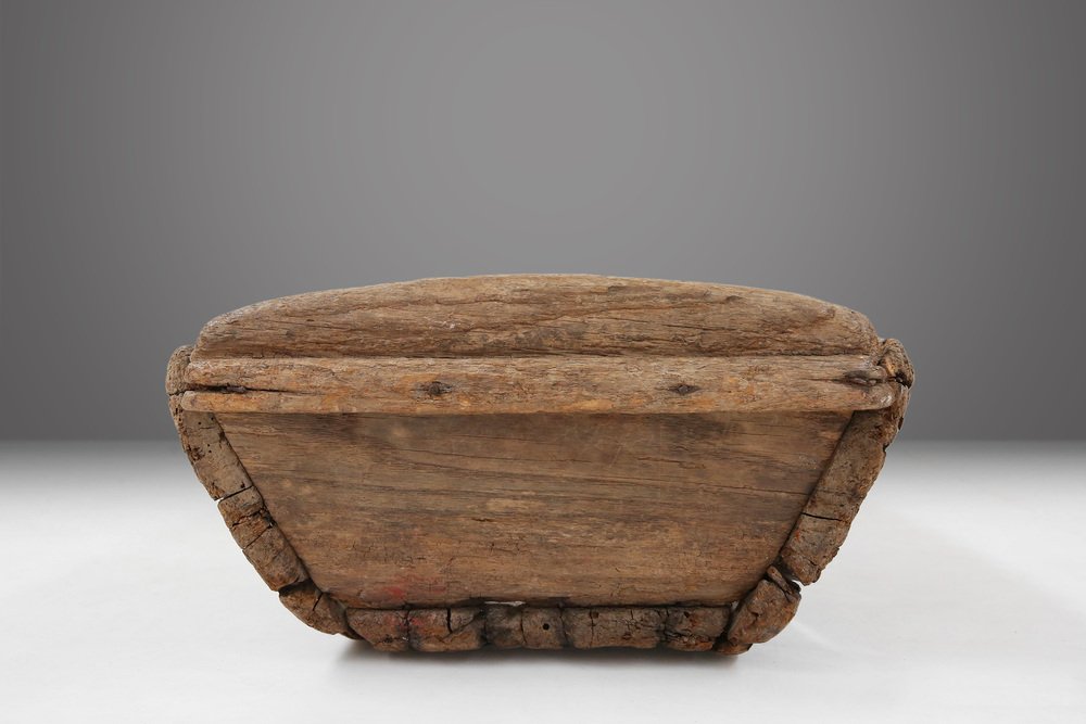 Antique Rustic Trough for sale at Pamono