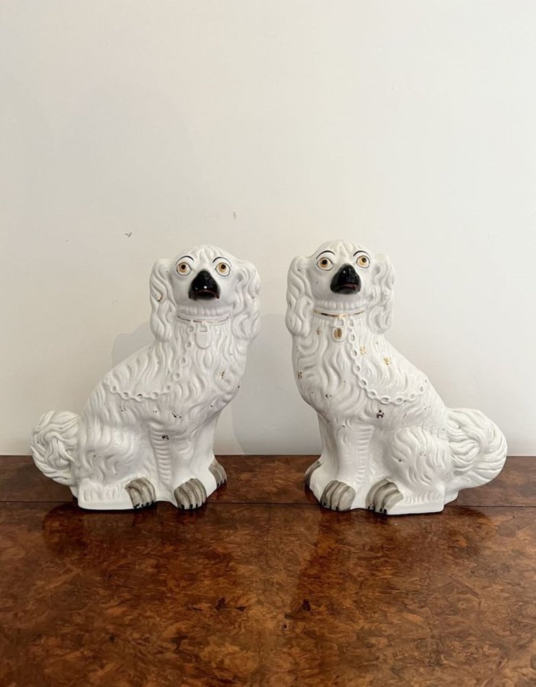 Large Victorian Seated Staffordshire Spaniel Dogs, 1880s, Set of 2 for ...