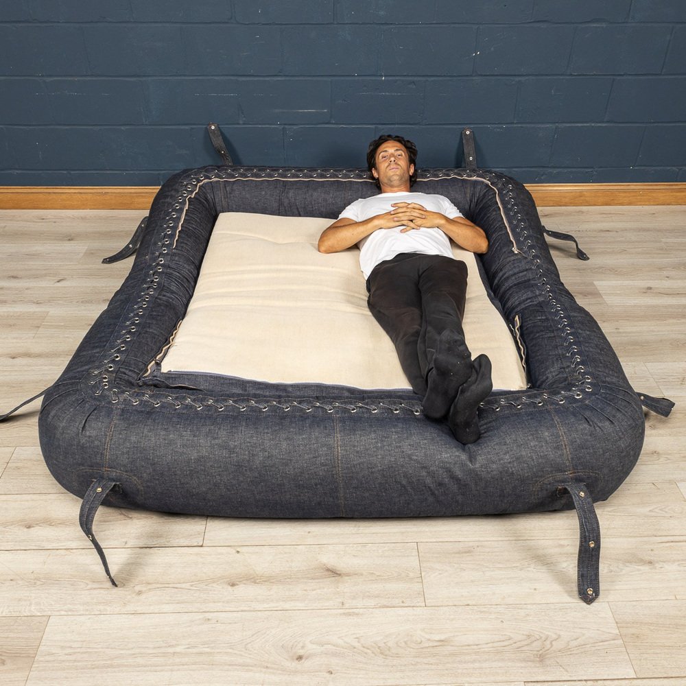 Divano letto anfibio di Alessandro Becchi per Giovannetti Collections ...