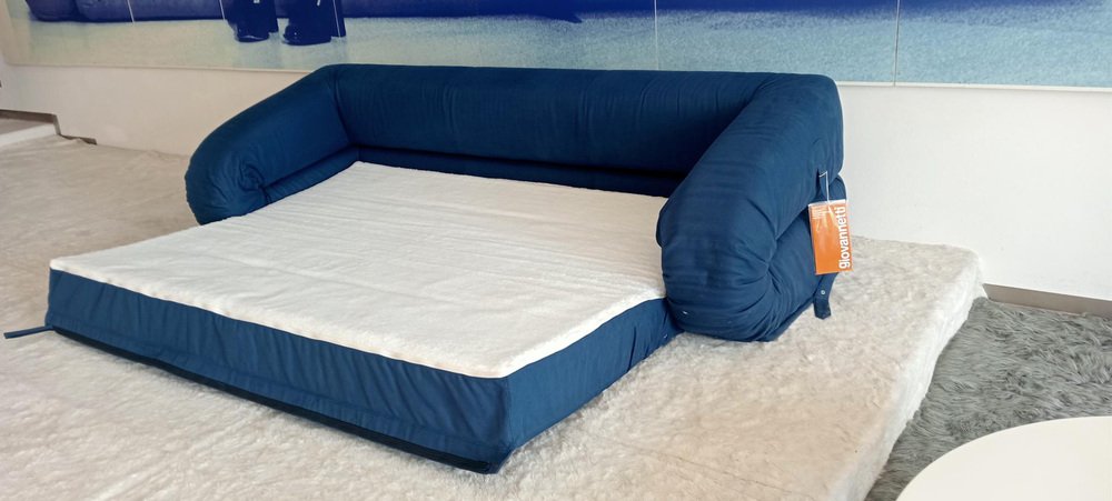 Divano Anfibio di Alessandro Becchi per Giovannetti Collezioni in ...