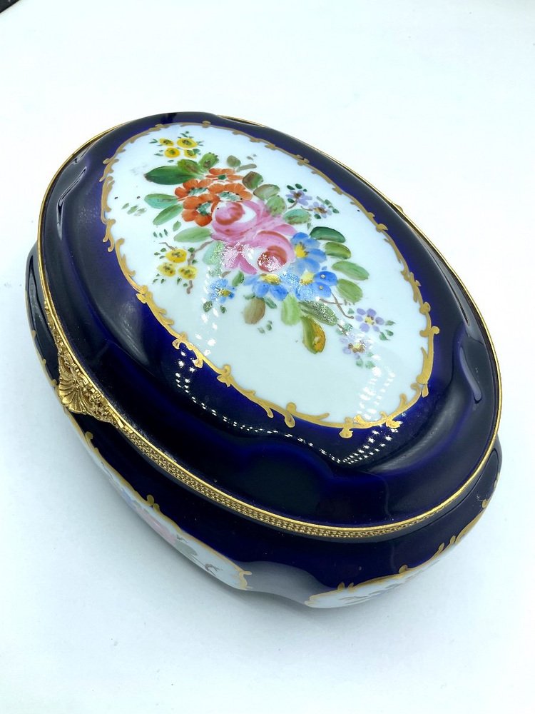 Casket Box in Limoges Porcelain for sale at Pamono