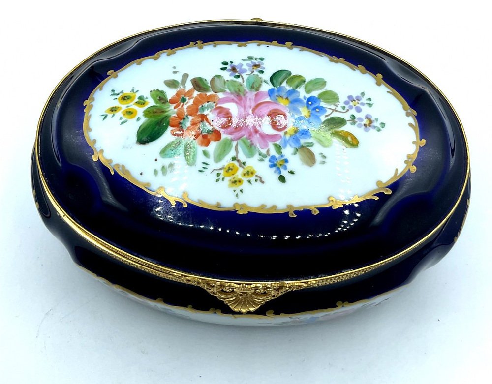 Casket Box in Limoges Porcelain for sale at Pamono