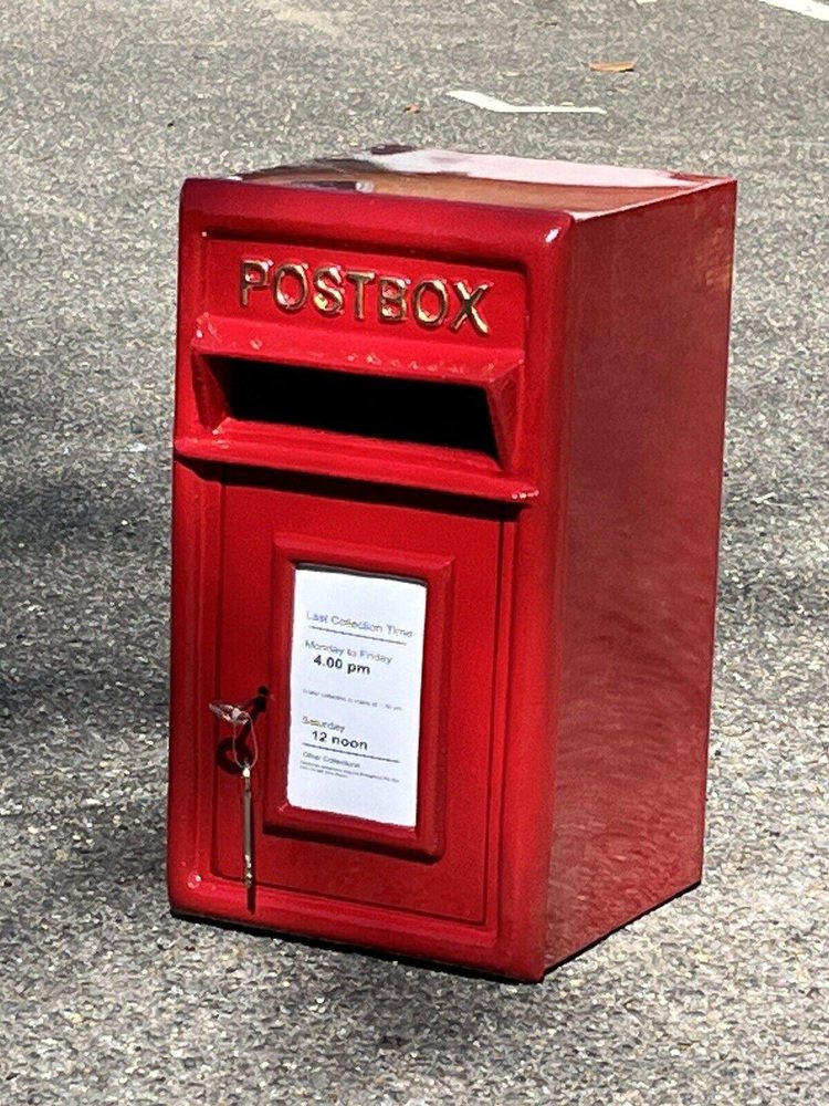 Red Post Box with 2 Keys for sale at Pamono
