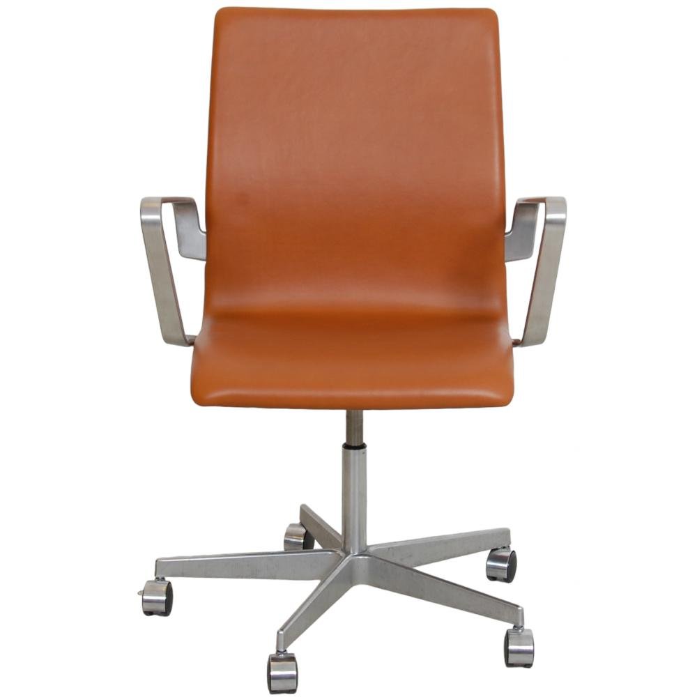 Oxford Office Chair in Walnut Aniline Leather by Arne Jacobsen, 2000s ...