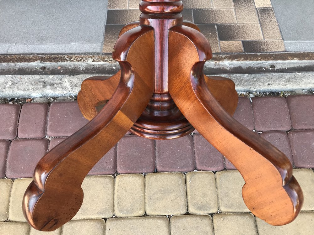 Round Ash Side Table, 1920s for sale at Pamono