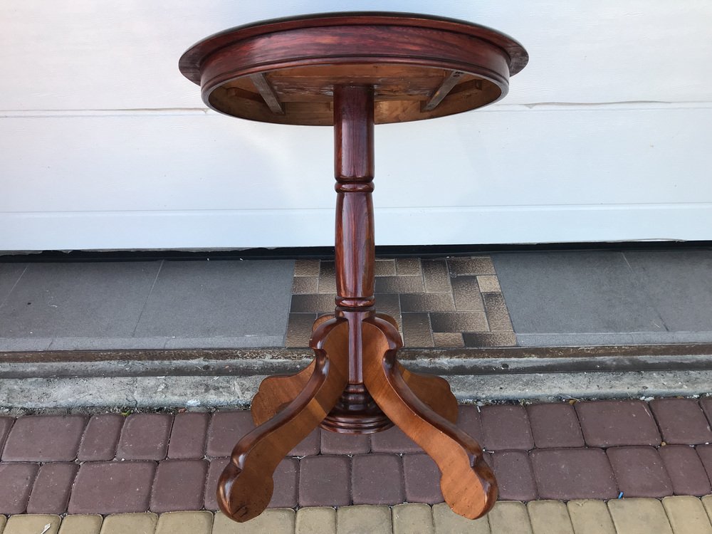 Round Ash Side Table, 1920s for sale at Pamono