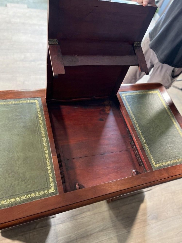Mahogany Victorian Knee Hole Desk for sale at Pamono