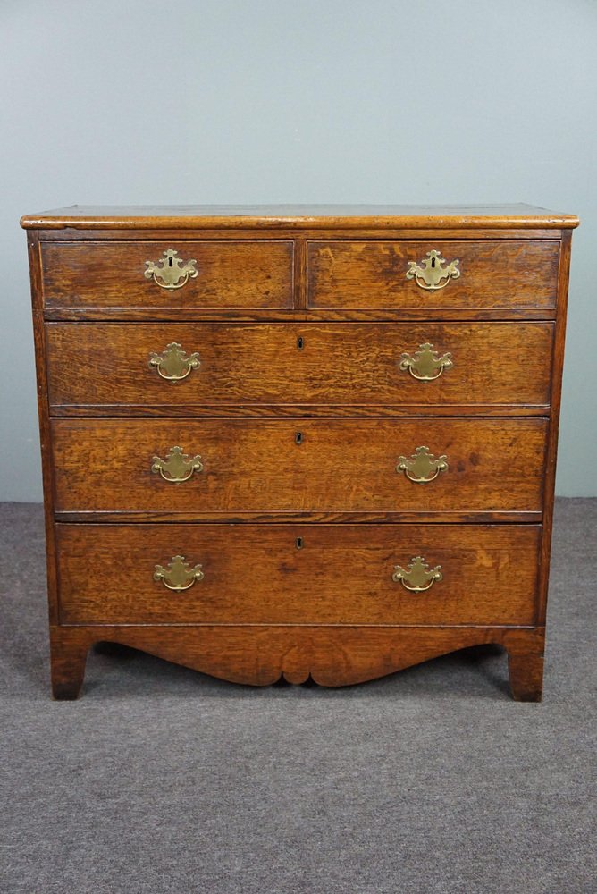 Antique English Georgian Oak Commode, 1800s for sale at Pamono