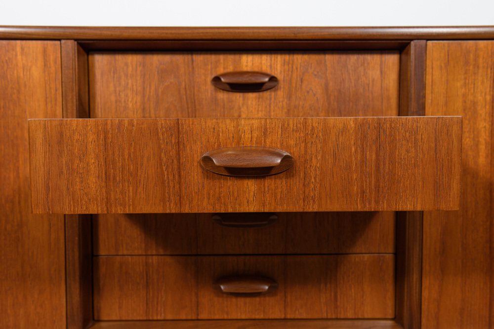 Mid-Century Model 4058 Sideboard by Victor Wilkins for G-Plan, 1960s ...