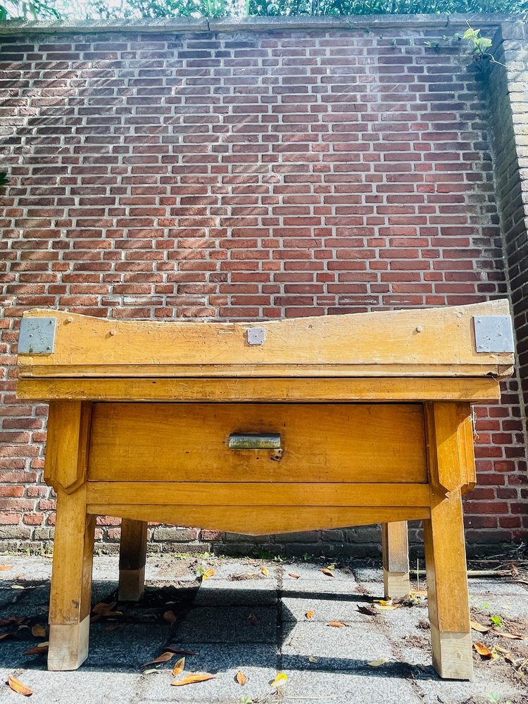 French Butchers Block, 1920s for sale at Pamono