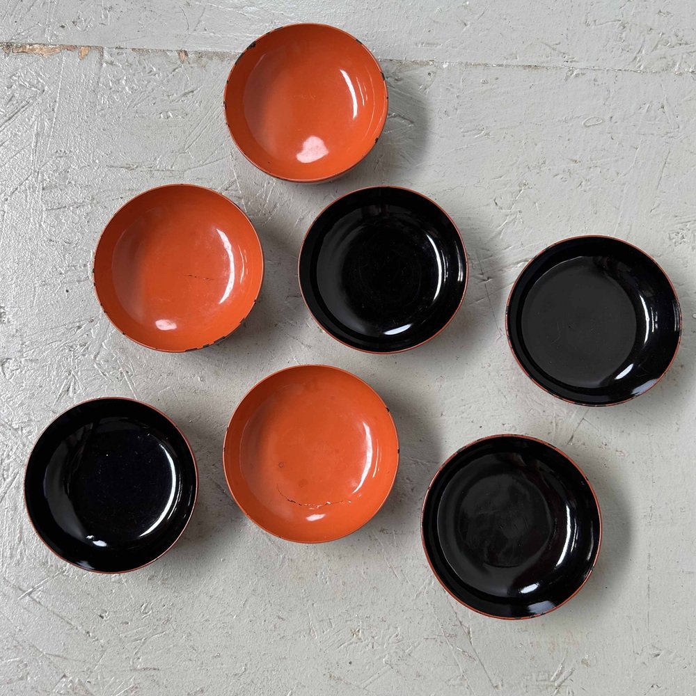 Japanese Urushi Wooden Bowls, Set of 7 for sale at Pamono