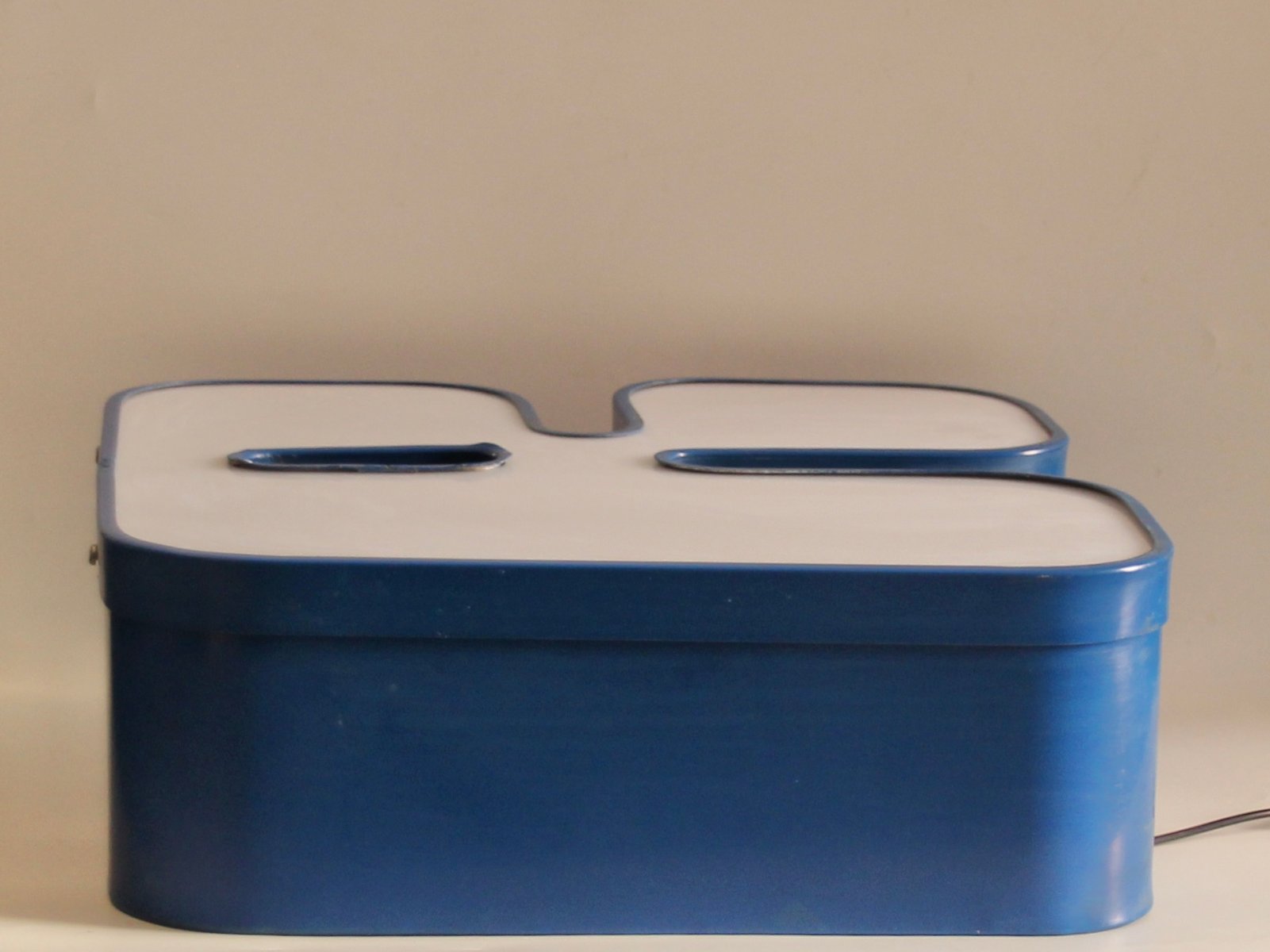 Mid-Century Illuminated Letter R, 1970s for sale at Pamono