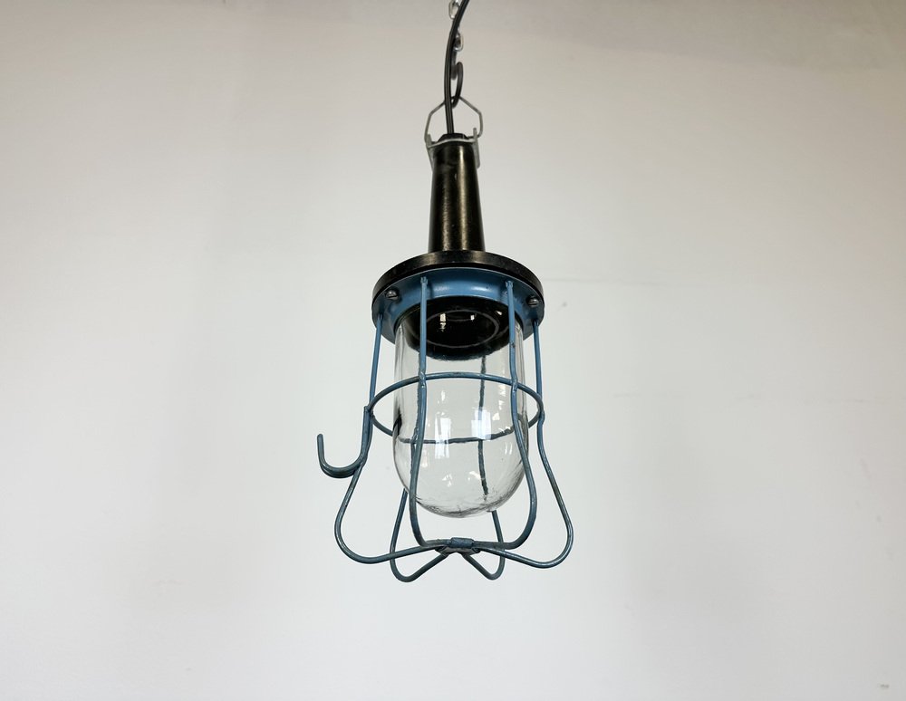 Vintage Industrial Bakelite Hanging Work Light, 1960s for sale at Pamono
