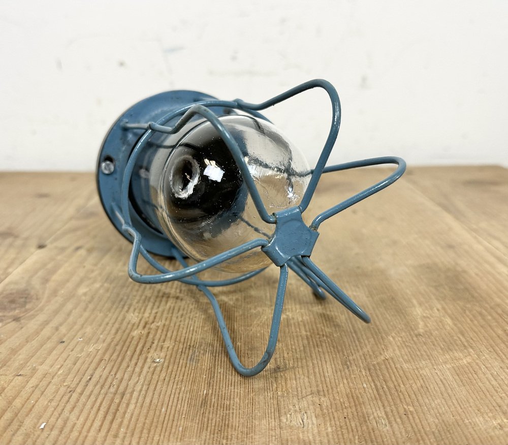Vintage Industrial Bakelite Hanging Work Light, 1960s for sale at Pamono