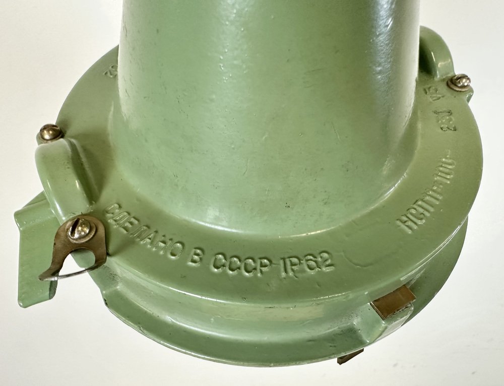 Industrial Soviet Green Pendant Light, 1960s for sale at Pamono