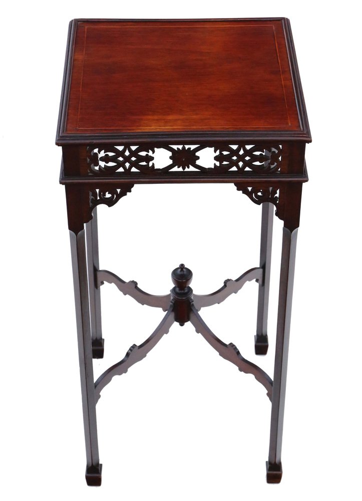 Mahogany Side Table, 1920s for sale at Pamono