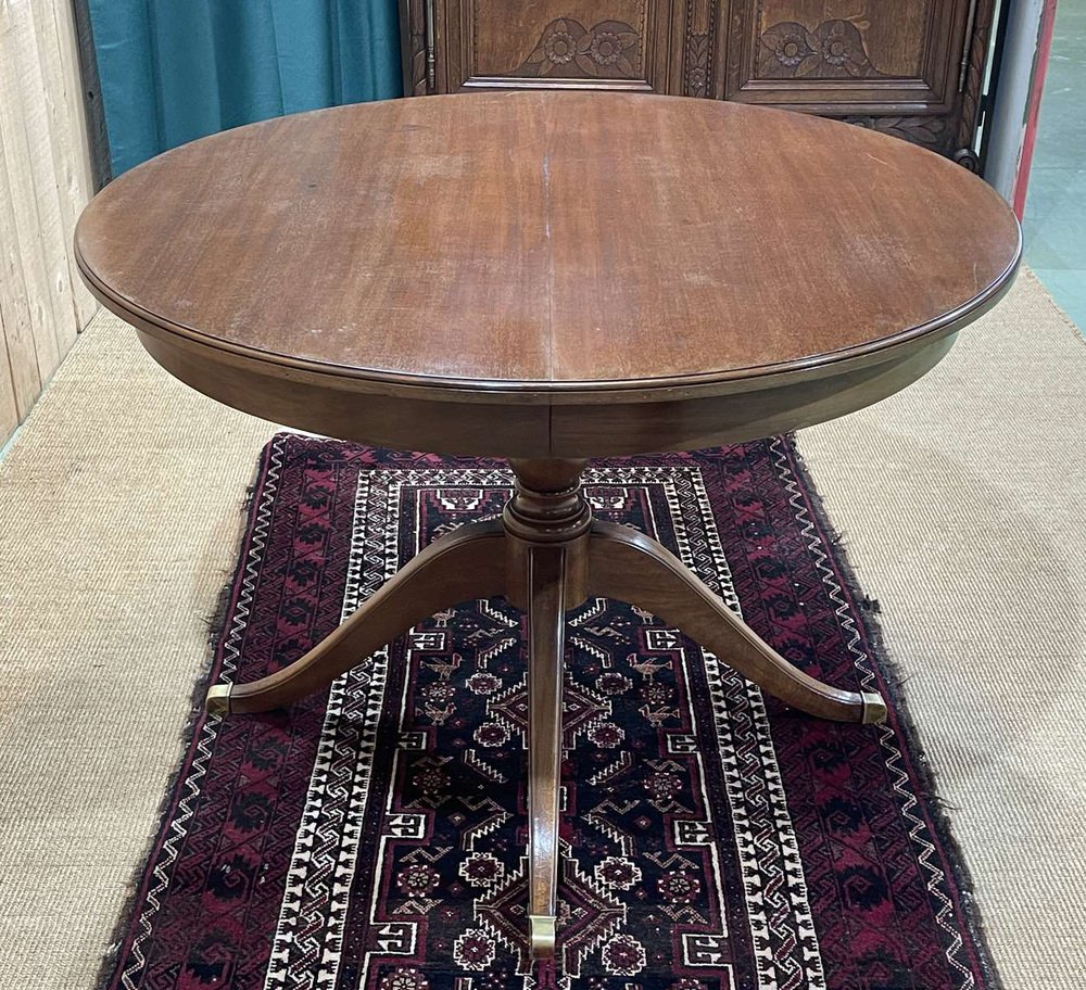 English Round Table in Mahogany, 1950s for sale at Pamono