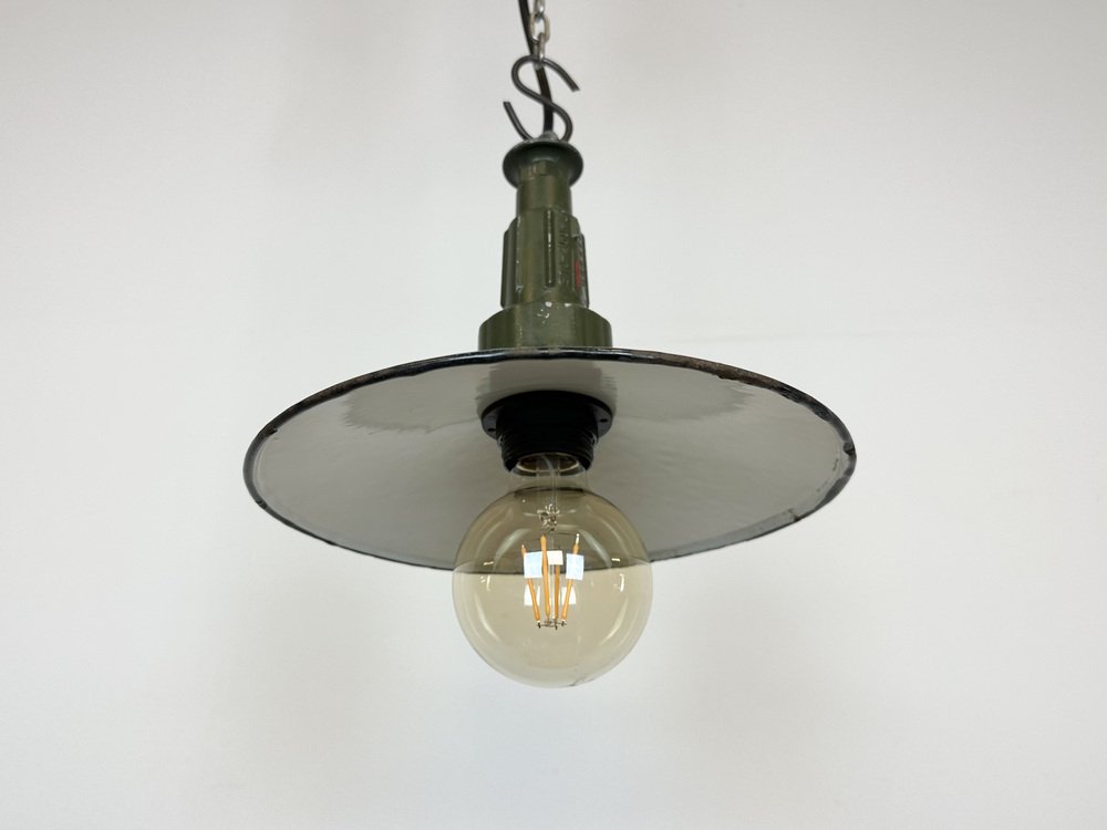 Industrial Enameled Military Pendant Lamp with Cast Aluminium Top ...