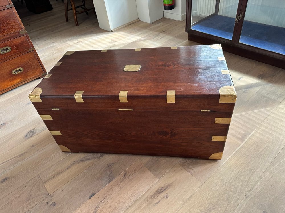 Antique Teak Colonial Chest for sale at Pamono