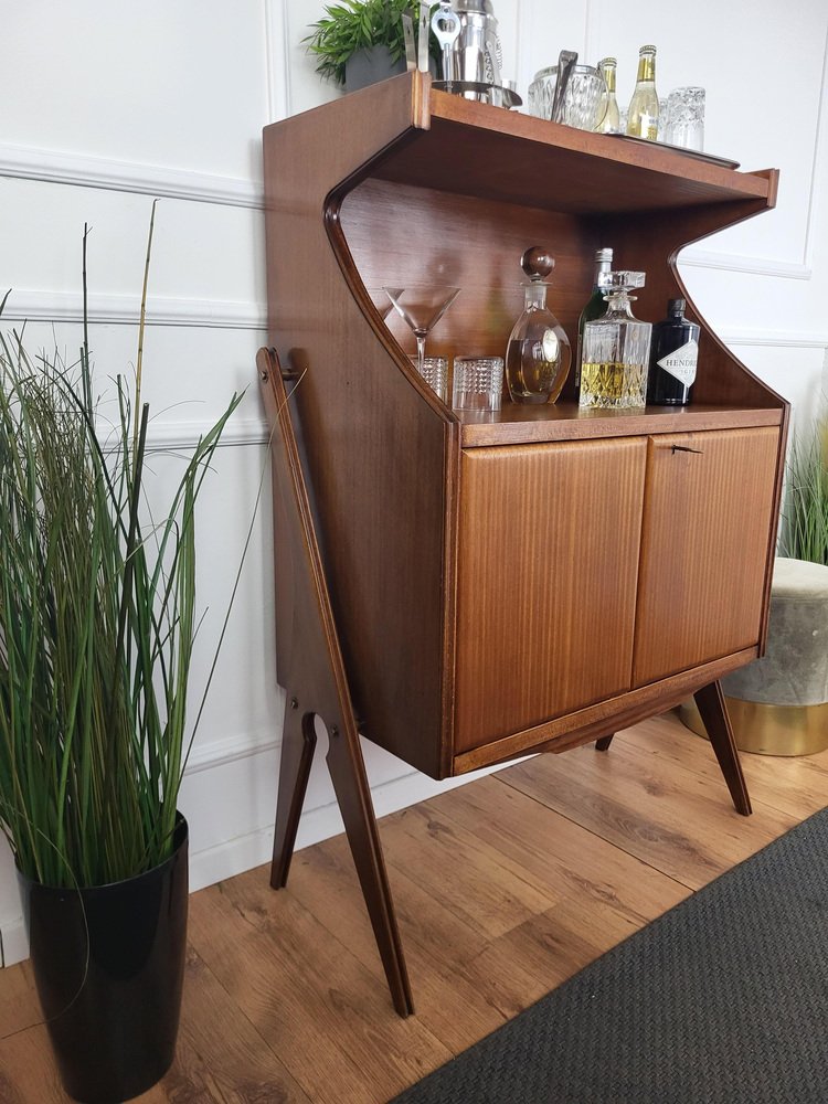 Barschrank Design Klassiker