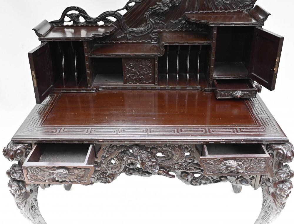 Carved Japanese Desk and Chair, 1880s for sale at Pamono