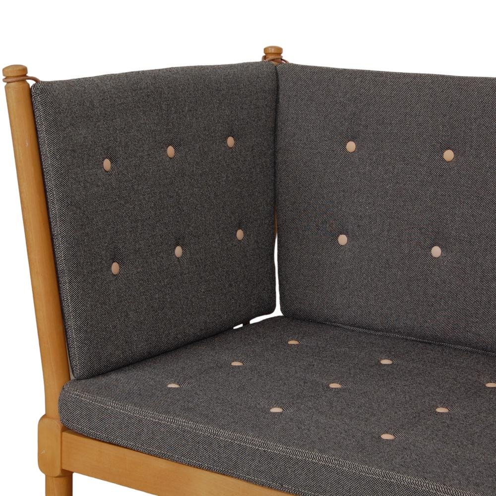 Spoke-Back Sofa in Gray Hallingdal Fabric by Børge Mogensen for Fritz ...