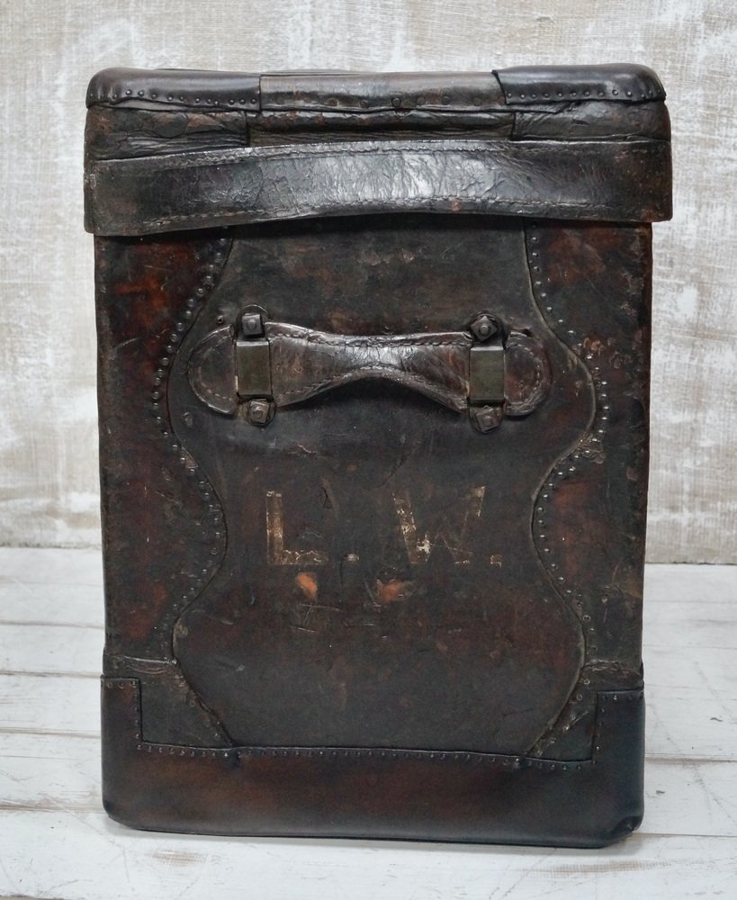 Georgian Leather Boot Trunk, 1800s for sale at Pamono