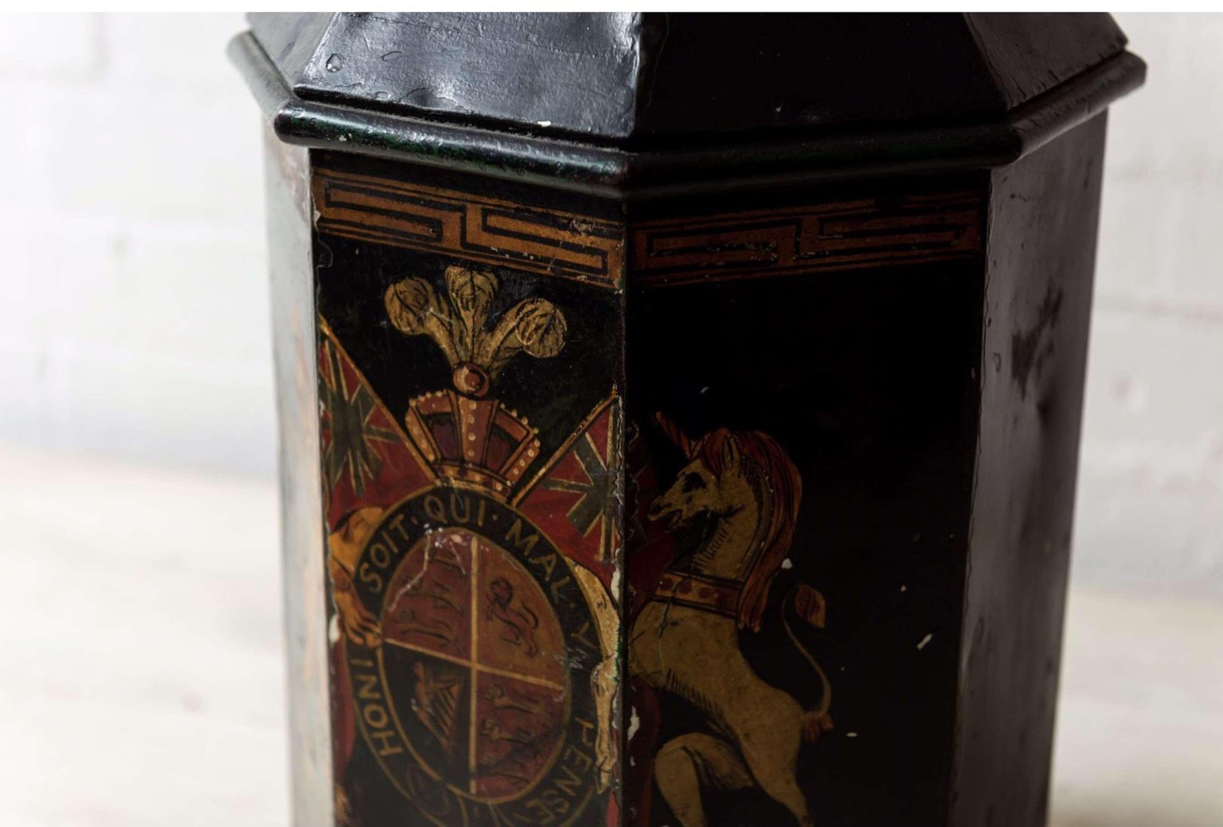 Vintage Victorian Tea Tin for sale at Pamono