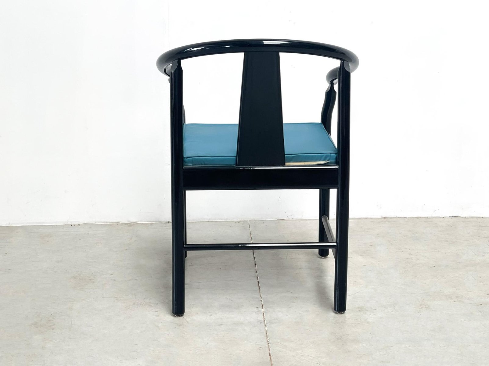 Vintage Italian Chair, 1980s for sale at Pamono