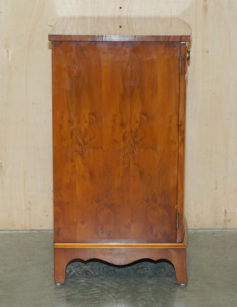 Vintage Record Player Cabinet for sale at Pamono
