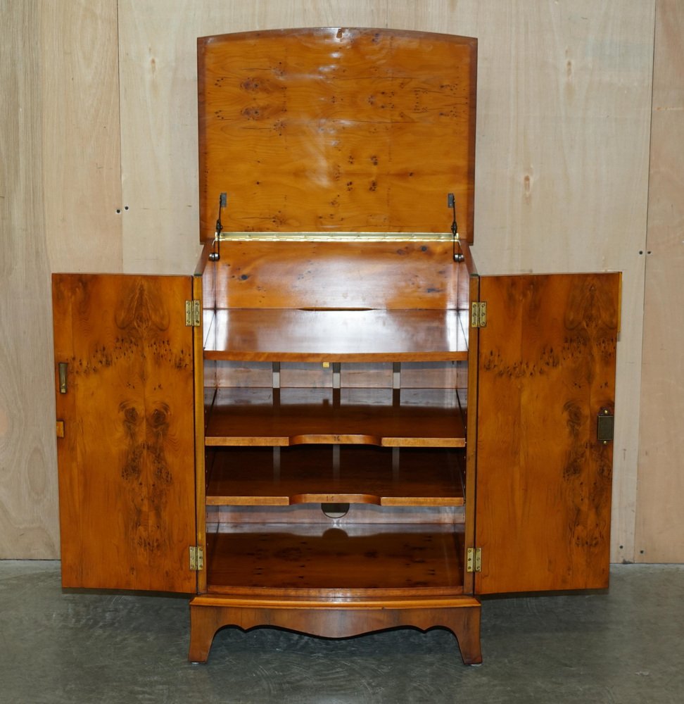 Vintage Record Player Cabinet for sale at Pamono