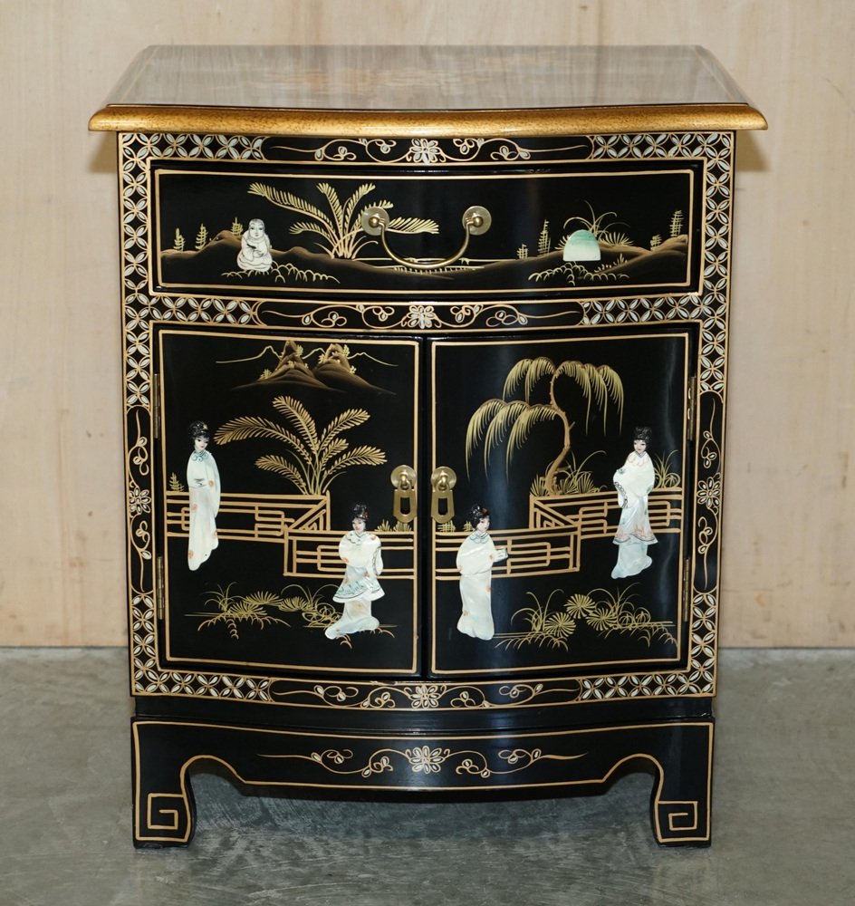 Decorative Chinese Chinoiserie Cabinet for sale at Pamono