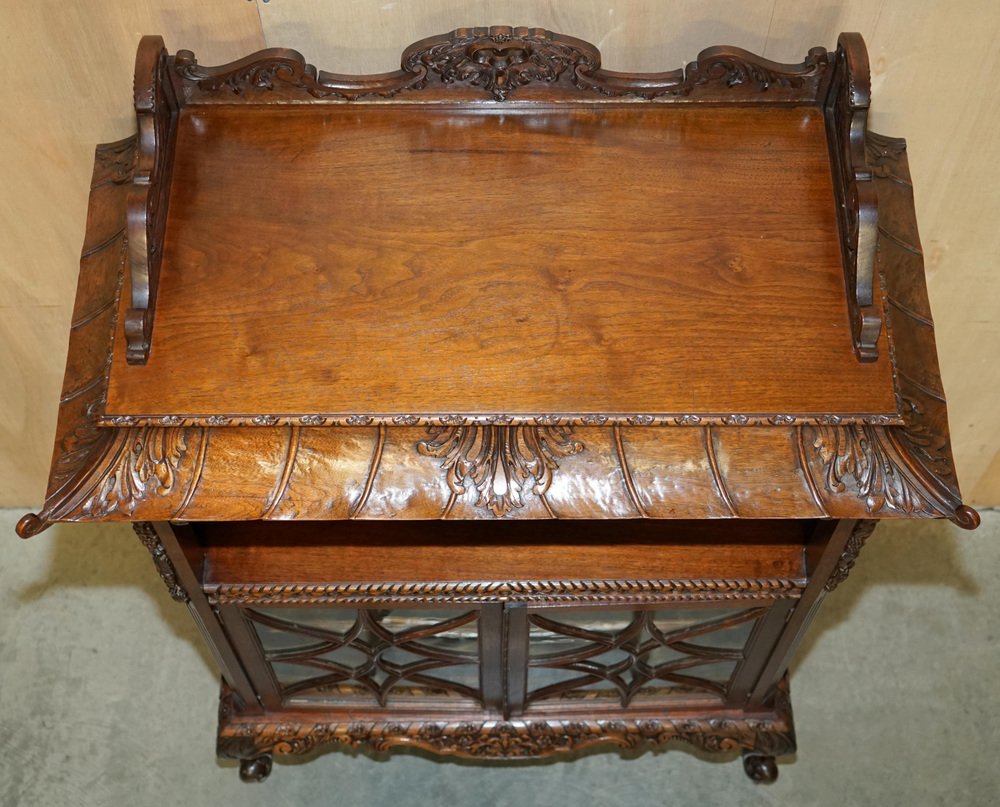 Antique Chippendale Pagoda Top Display Case for sale at Pamono