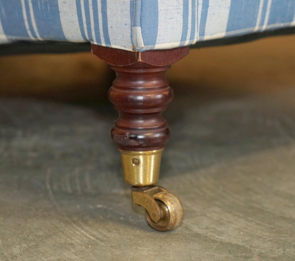 Large Full Signature Scroll Armchair from George Smith for sale at Pamono