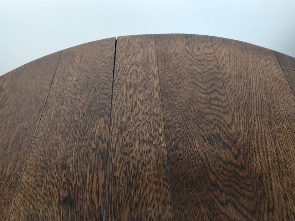 Round Oak Farm Table for sale at Pamono