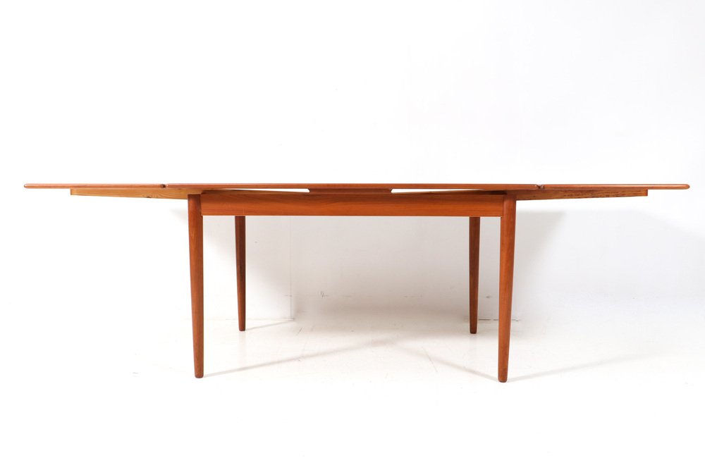 Mid-Century Modern Teak Mo. 215 Extendable Dining Room Table from ...
