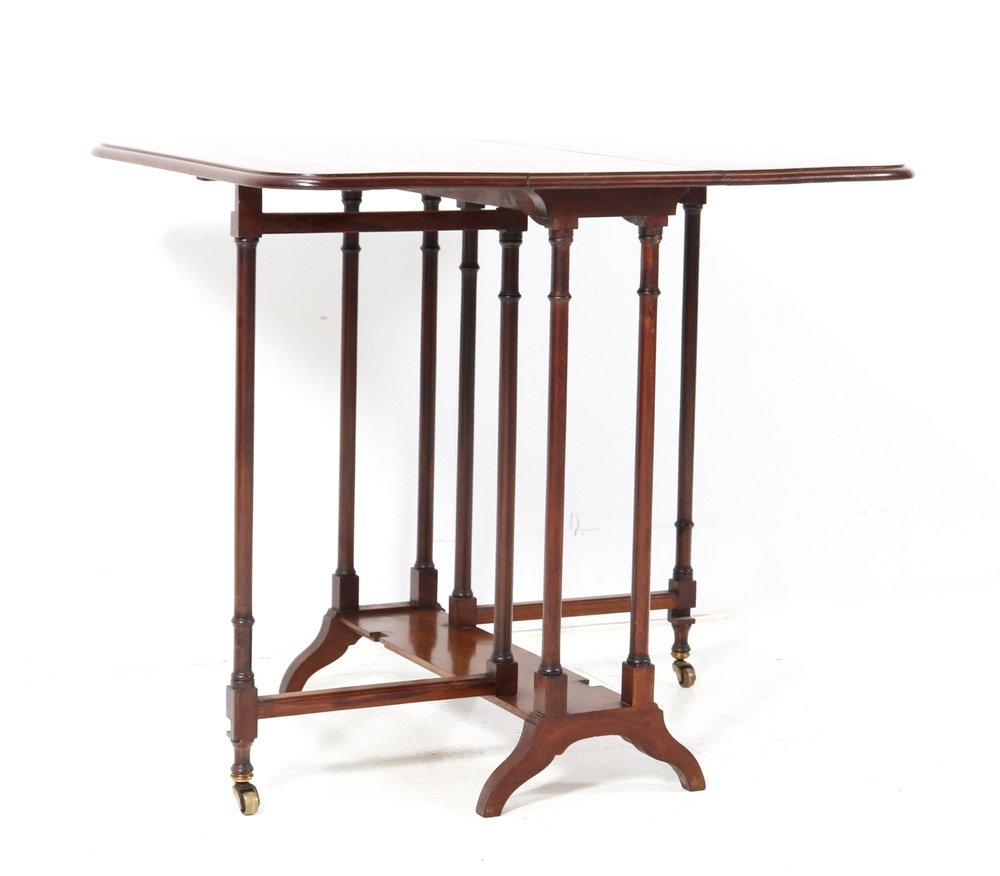 19th Century English Spider Leg Table with Drop Leaves in Walnut for ...